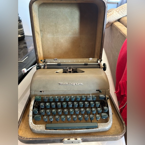 Computers, Laptops & Parts | Vintage Typewriter | Poshmark